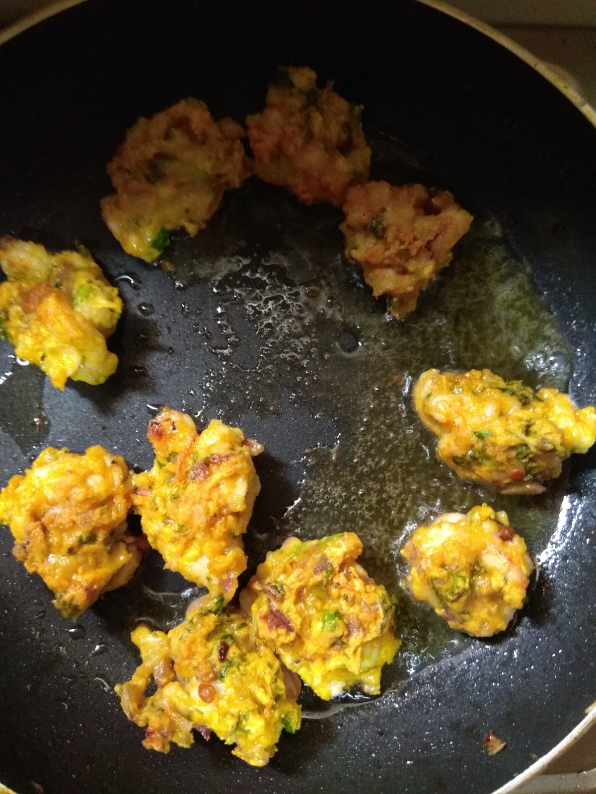 Ghar Ka Khana: Prawn Pakora Recipe( Prawn Fritters)-(Appetizer)