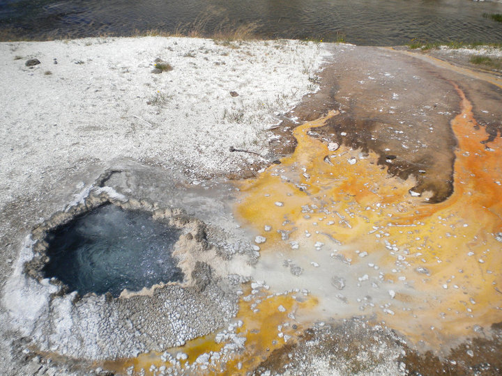 The Physical Geography of Yellowstone National Park: Rhyolite Caldera ...