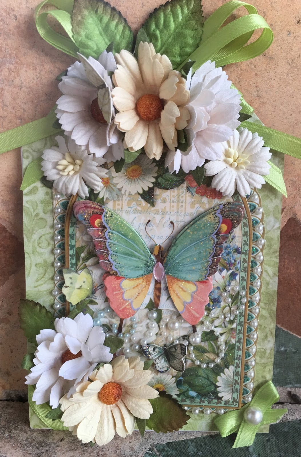 Martica Designs: Recycled Cards...