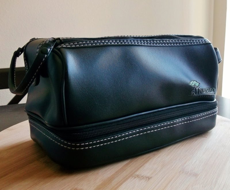 Momma Told Me: Toilet Tree: Toiletry Travel Bag Giveaway and Review~ 8/7