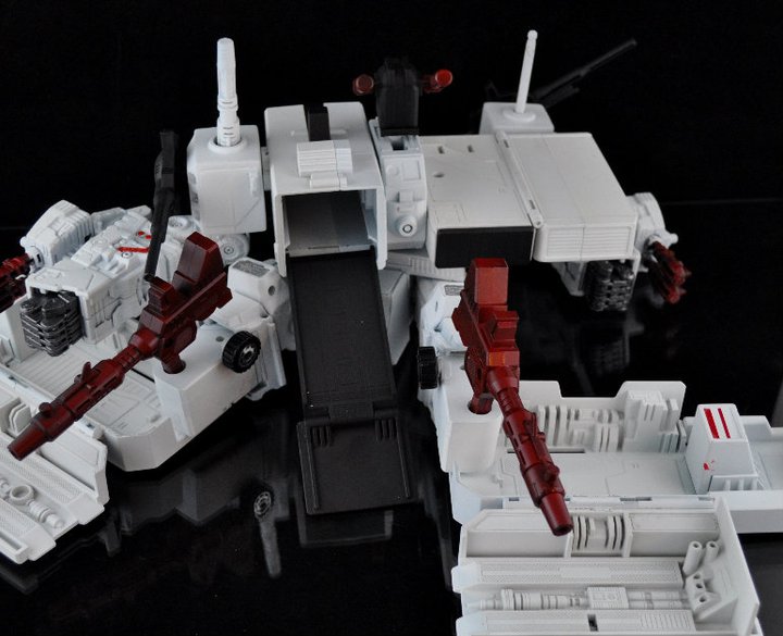 Transformers Custom World: Xavier Cal: Custom Metroplex and a chance to ...
