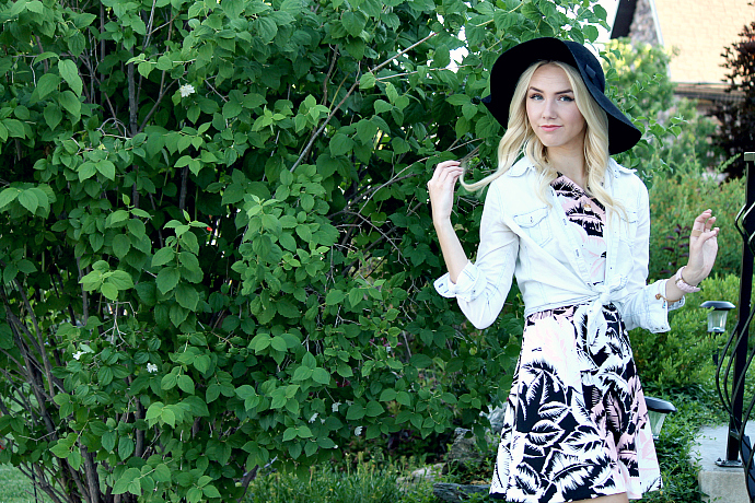 Kenzie Kaye: pink tropics