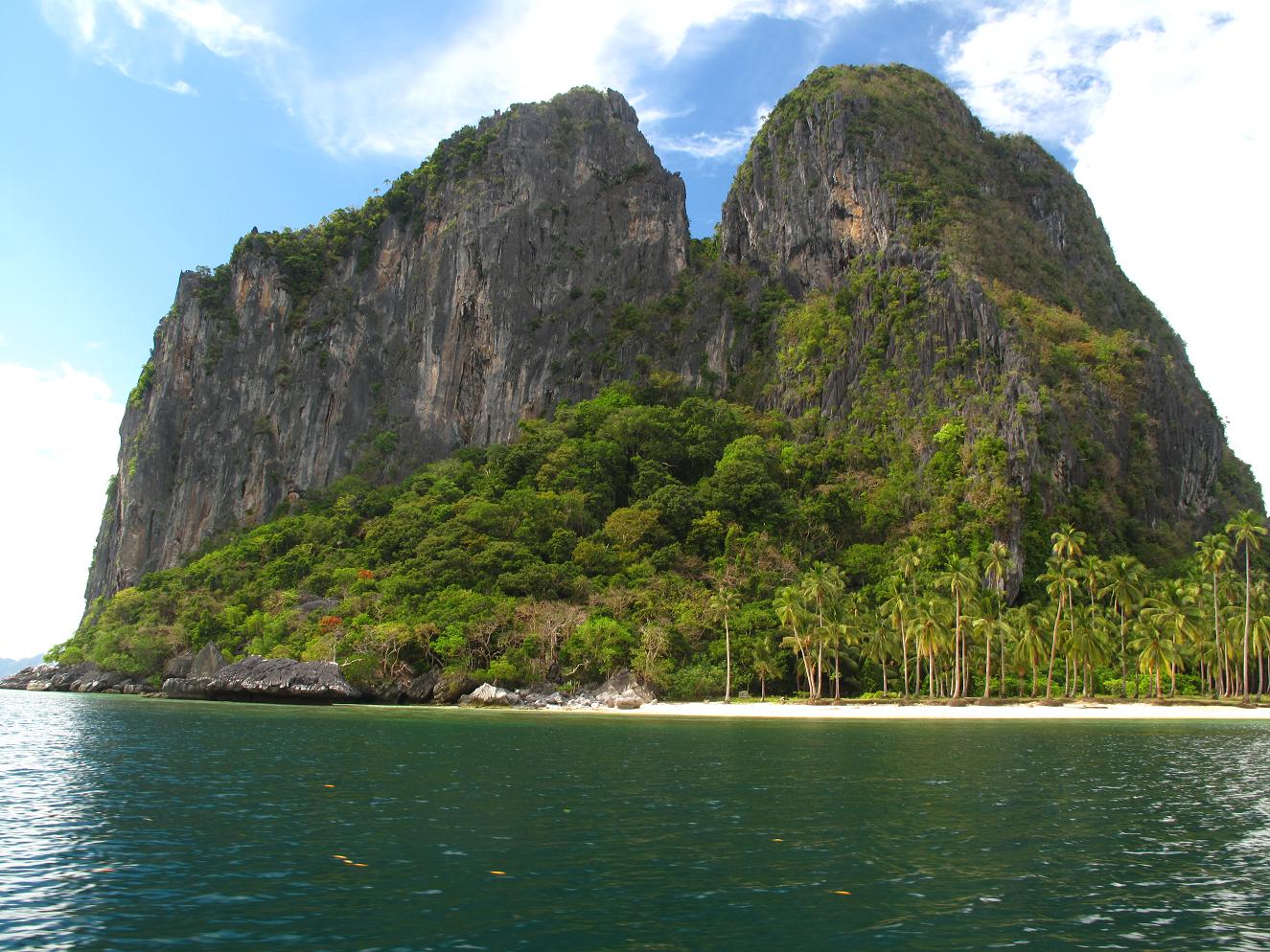Bacuit Archipelago - The Idyllic Islands of "Tour B" ~ Derek's Travels