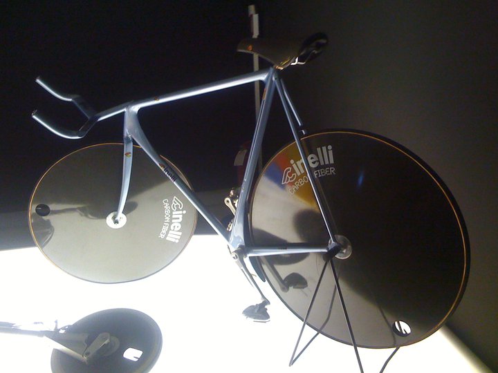 Lo pro cycling club: Cinelli Milano Italy