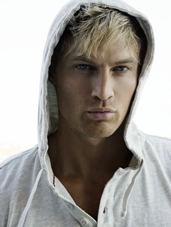 DAVID DUST: Featured Model - Kurtis Weber