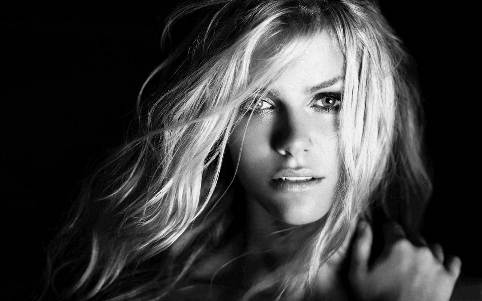 Vapic Wallpapers: Brooklyn Decker Model HD Wallpaper