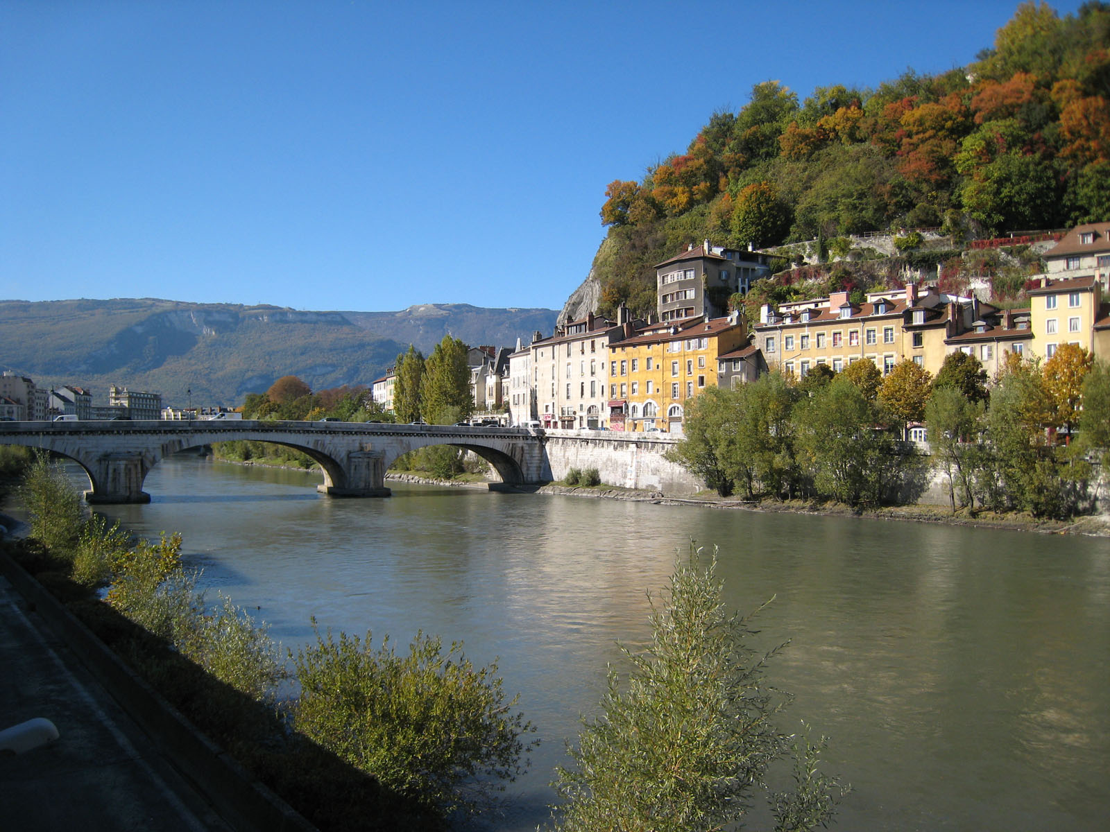 Photos et Voyages: Grenoble - Eglise Saint Louis - Chevalier Bayard ...