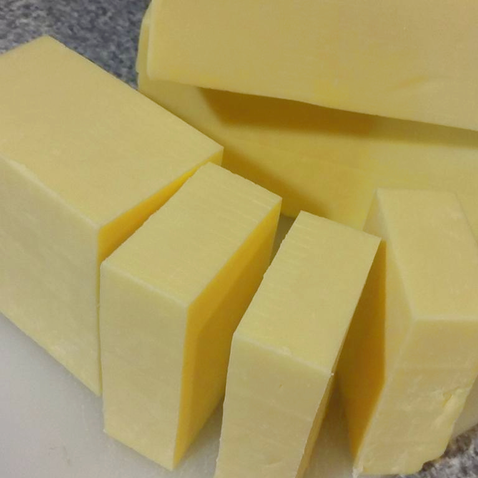 FOOD PRESERVING: COLD-SMOKED CHEDDAR CHEESE