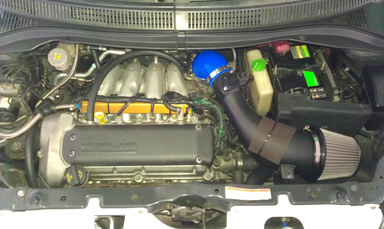 SUZUKI SWIFT: Tsuchinoko Intake Chamber + Blitz SUS Power