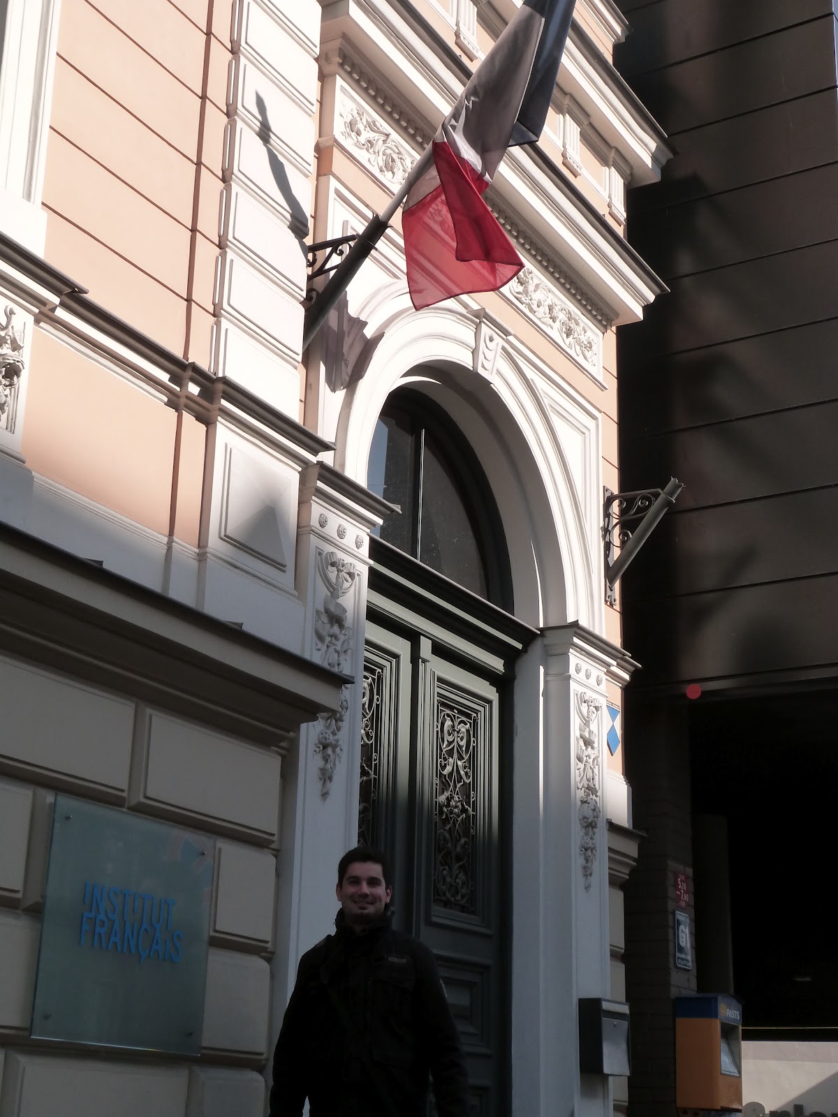 Vivre l'international: Visu Labu Latvija! Au revoir la Lettonie