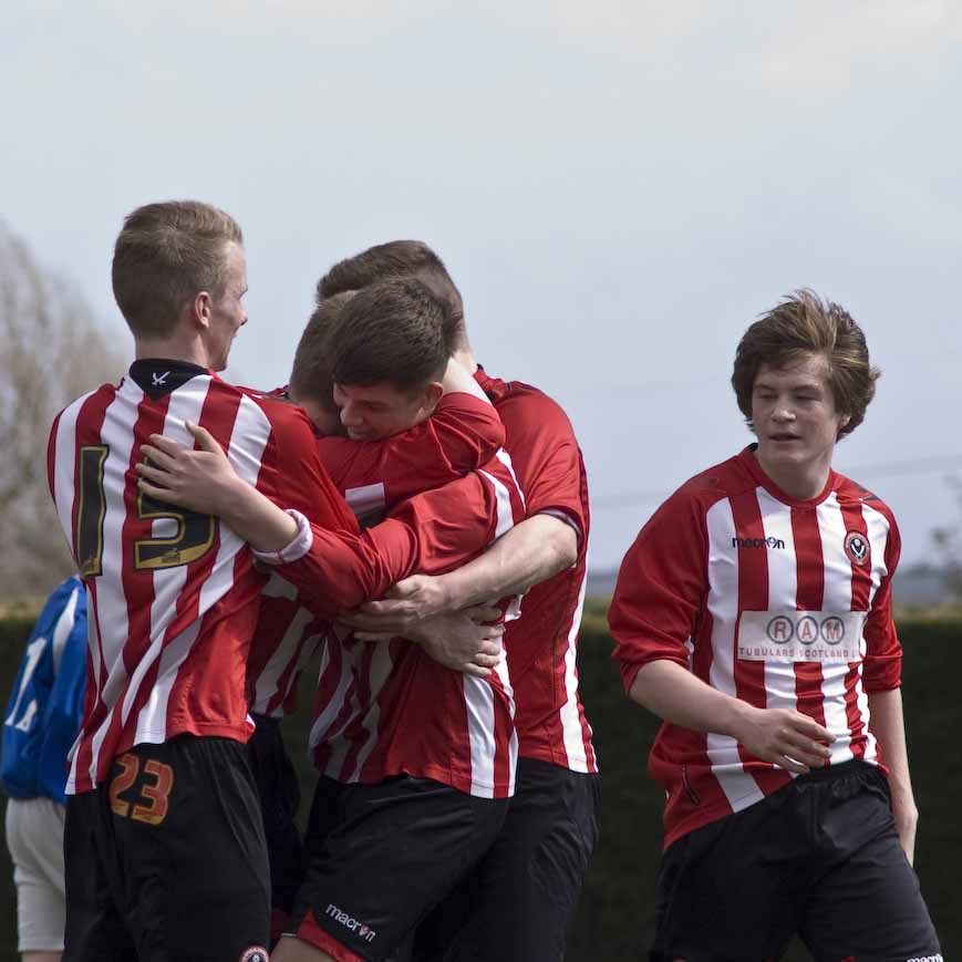 No Clash Of Colours: 14 April 2013 - Sheffield United Junior Blades U16 ...