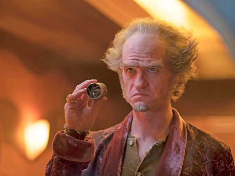 Count Olaf's Misfortune Teller Touring Waterstones This Week | All My ...