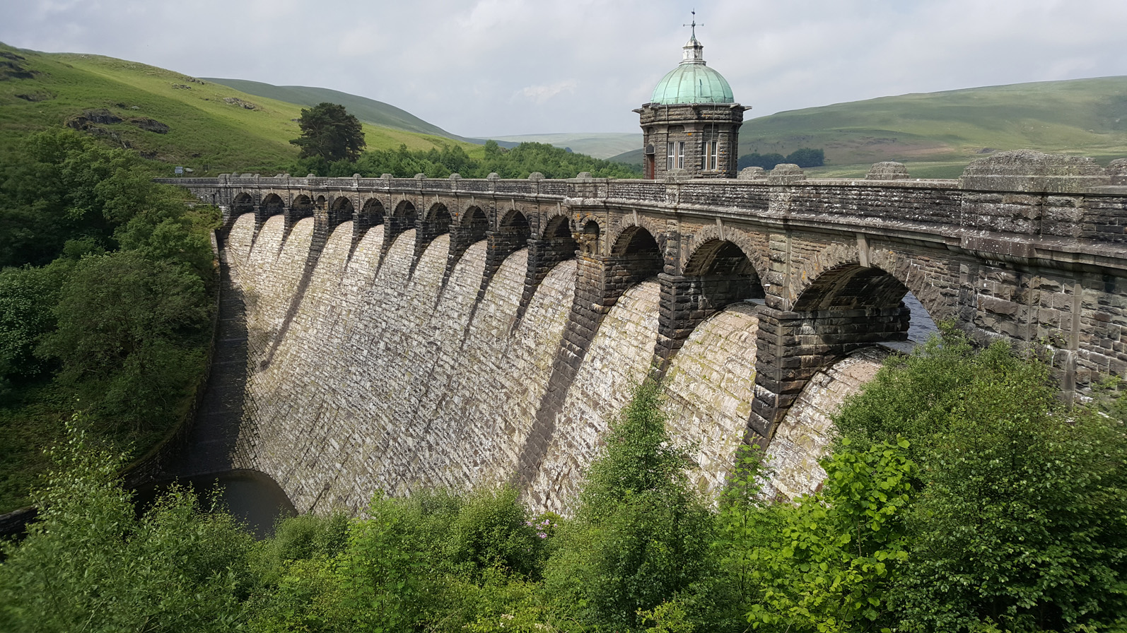 The Happy Pontist: Welsh Bridges: 7. Craig Goch Dam