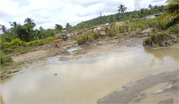 Ghanaians wage 'war' against illegal mining as water bodies dry up ...