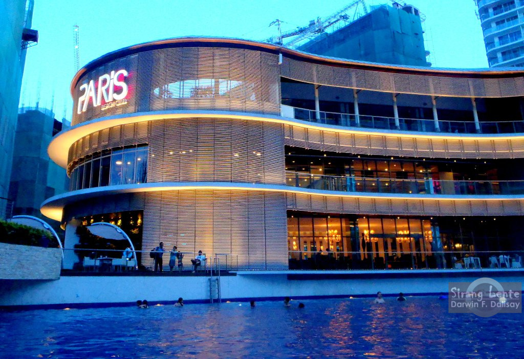 SIRANG LENTE: AZURE URBAN RESORT RESIDENCES, Parañaque City