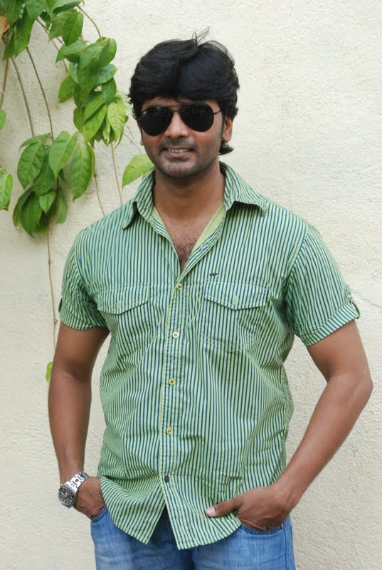 Entire Cinema Gallery - Movie Posters, Movie Gallery, Movie Stills ...