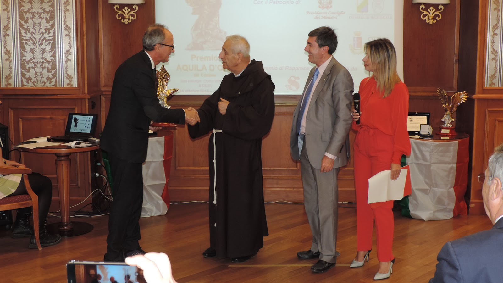 PREMIO AQUILA D’ORO INTERNATIONAL 2018, AD ASSISI PREMIATI: PADRE ...