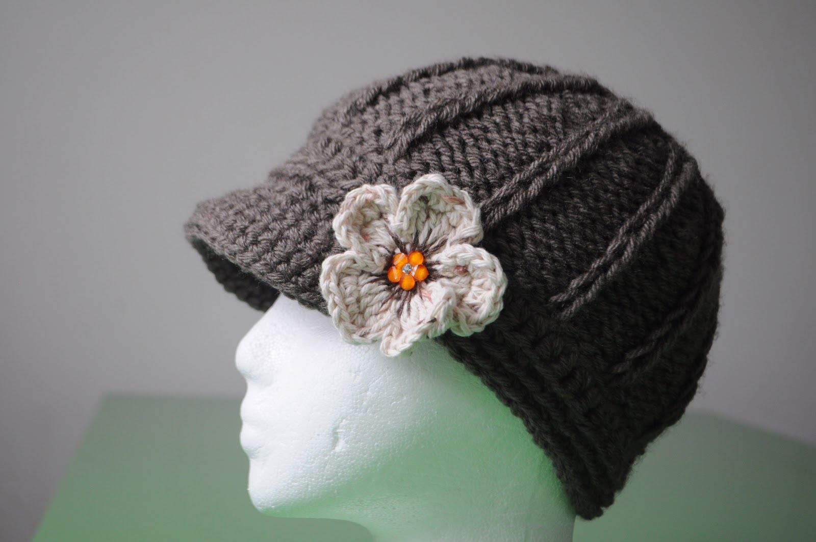 Kooky Cutters: Pinterest inspired Knit and crochet hat
