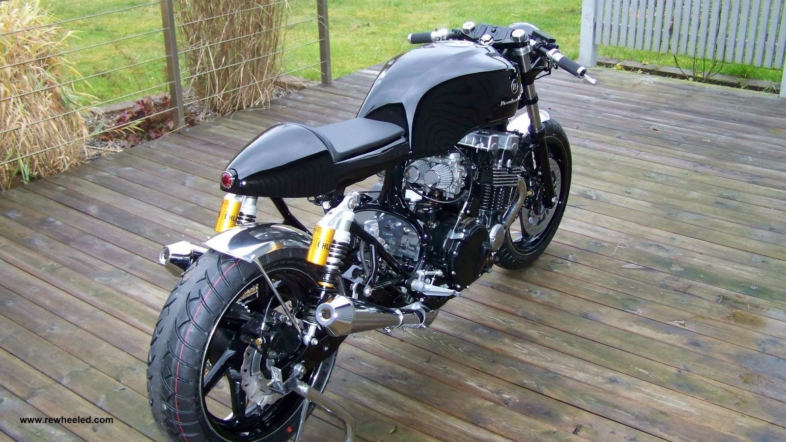 Rewheeled #4 caferacer - RocketGarage - Cafe Racer Magazine