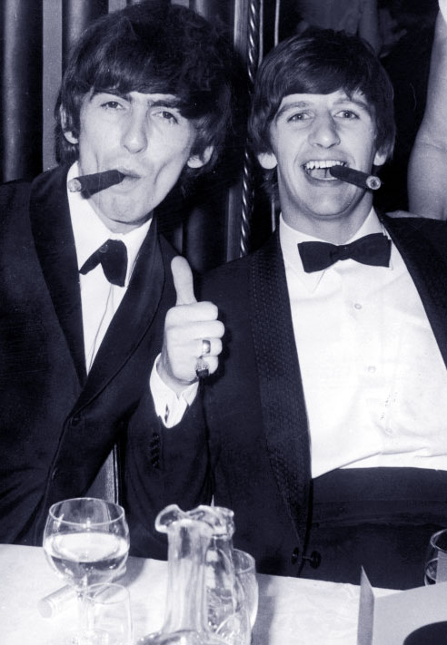 O Baú do Edu: FOTO DO DIA - GEORGE E RINGO - 1964
