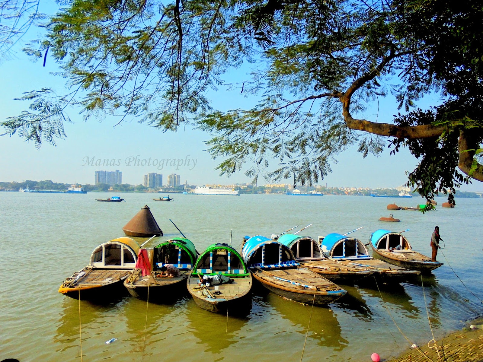 Manas Photography: Boats on the riverside Princep Ghat,Kolkata.