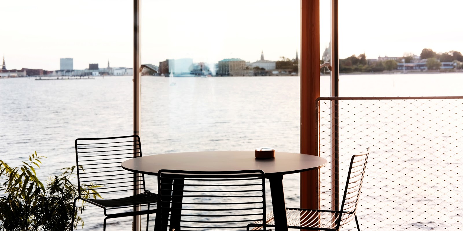 Shipping Container Homes & Buildings: Floating Shipping Container Home ...