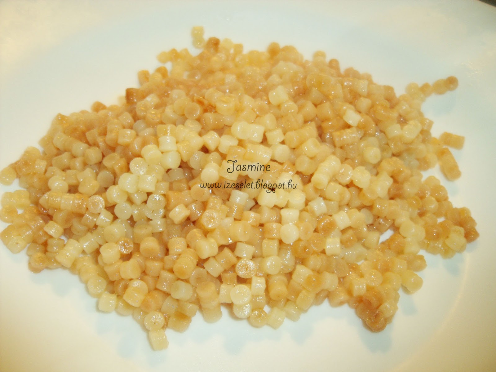 Jasmine DIY: Tarhonya készítése