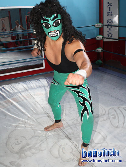 25 Luchadores Terroríficos IV