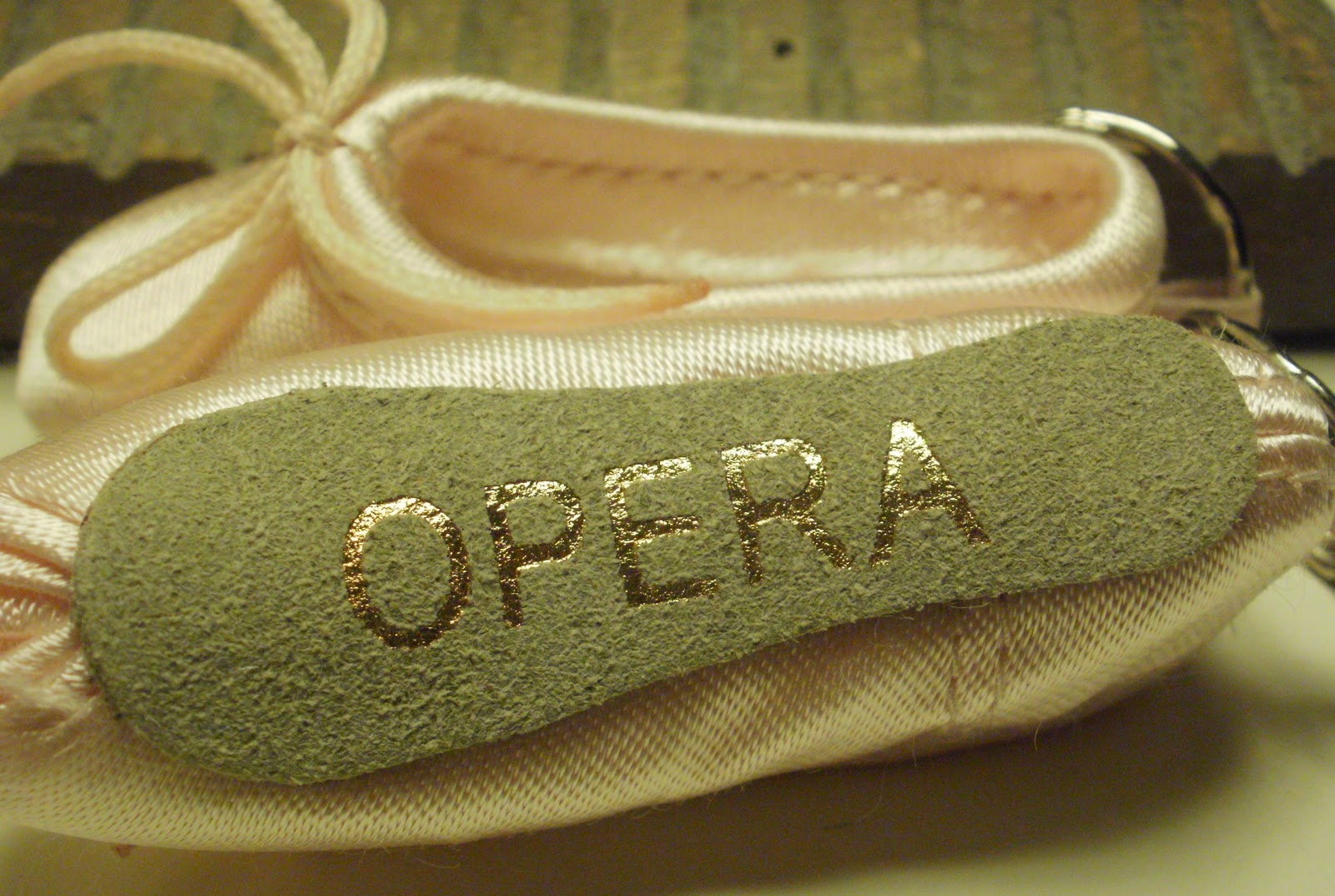 Dans l'armoire de lilly ♥: Chaussons de danse ( Ballet shoes )