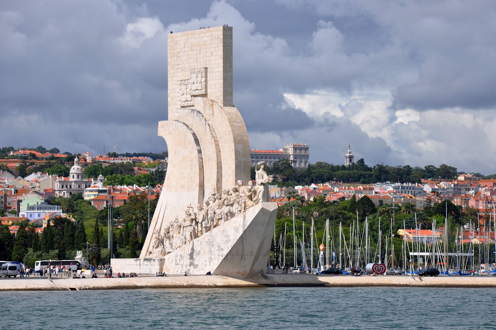 strAv3L: Monument to the Discoveries (Lisbon Programs 1 and 2)