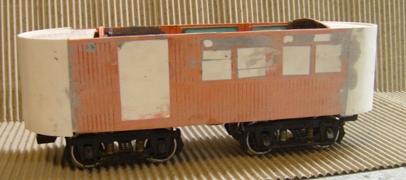 large-scale diesel models: McKeen trailer cars in 1/29