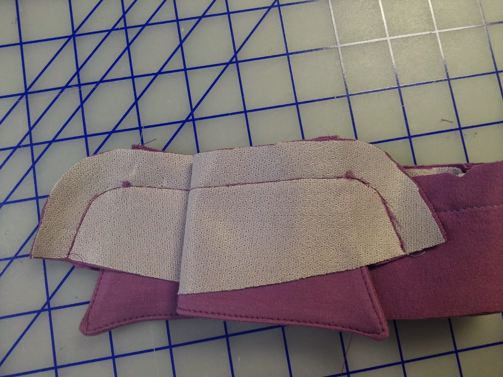 Diana's Sewing Lessons: Sewing a Collar and a Band