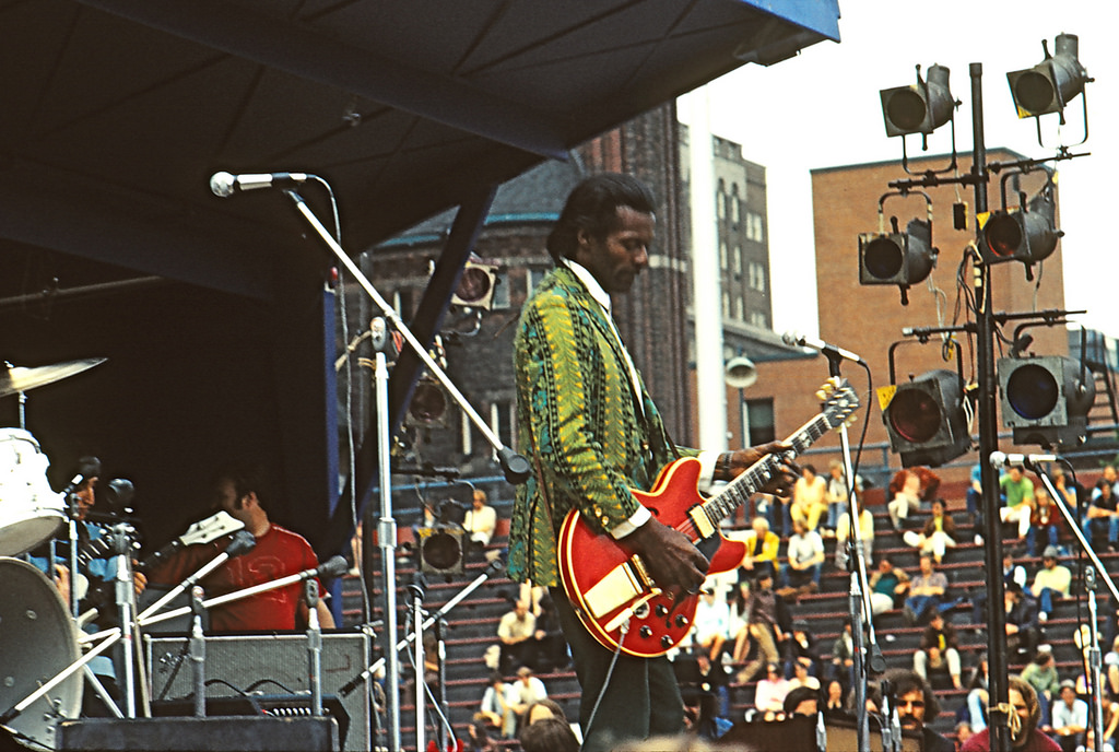 Wonderful Color Photographs of the Toronto Pop Festival, June 1969 ...