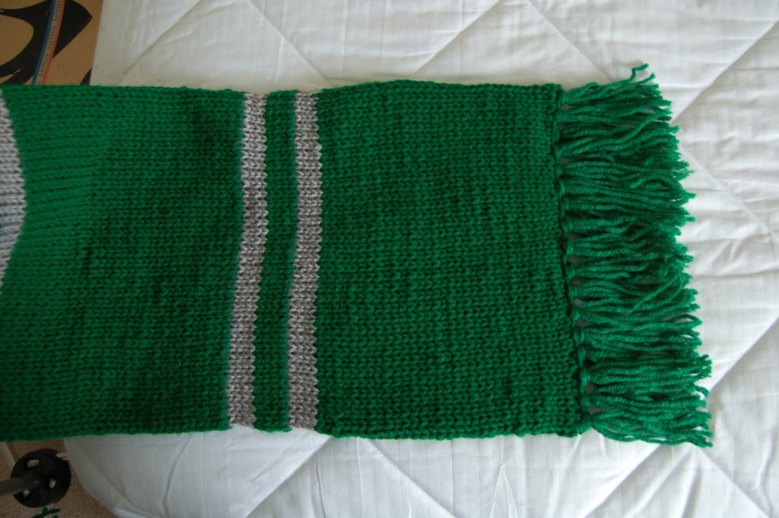 Anna of CLE: Finally Finished Slytherin Scarf!