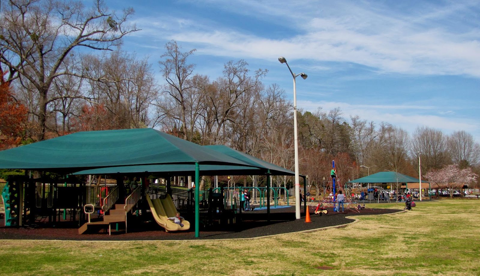 Femme au foyer: The Swamp Rabbit - from the Falls to Cleveland Park