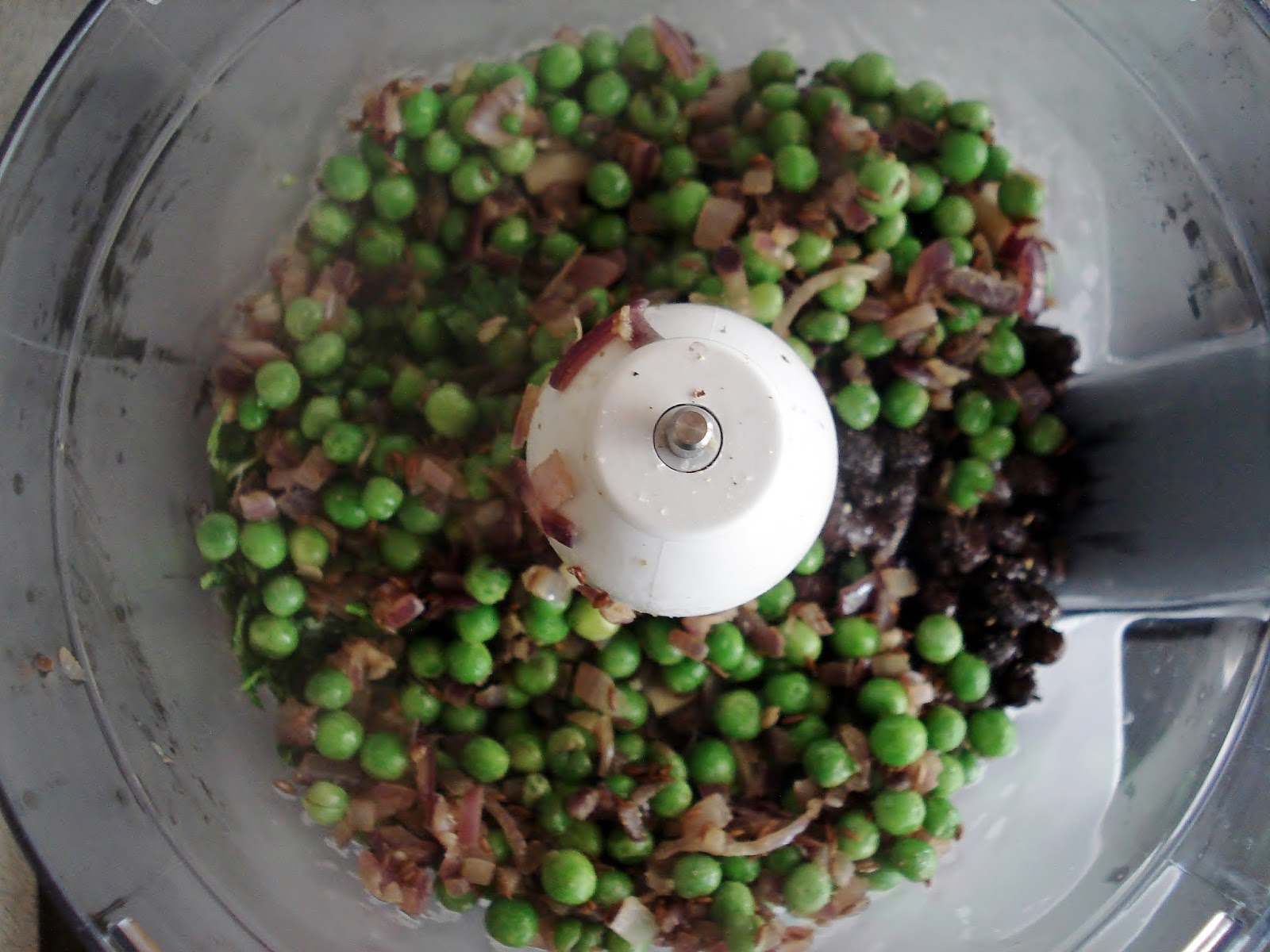Black Bean, Pea and Mint Bites with Raita Dressing GF SCD | Gluten Free ...