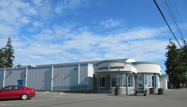 The Comox Valley - A Pictorial View: Town of Comox - CFB, Comox, YQQ ...