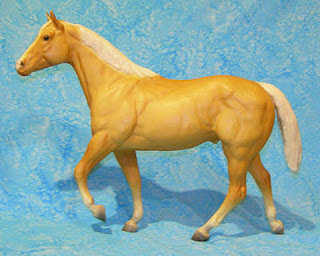 Breyer History Diva: FAS Yellow