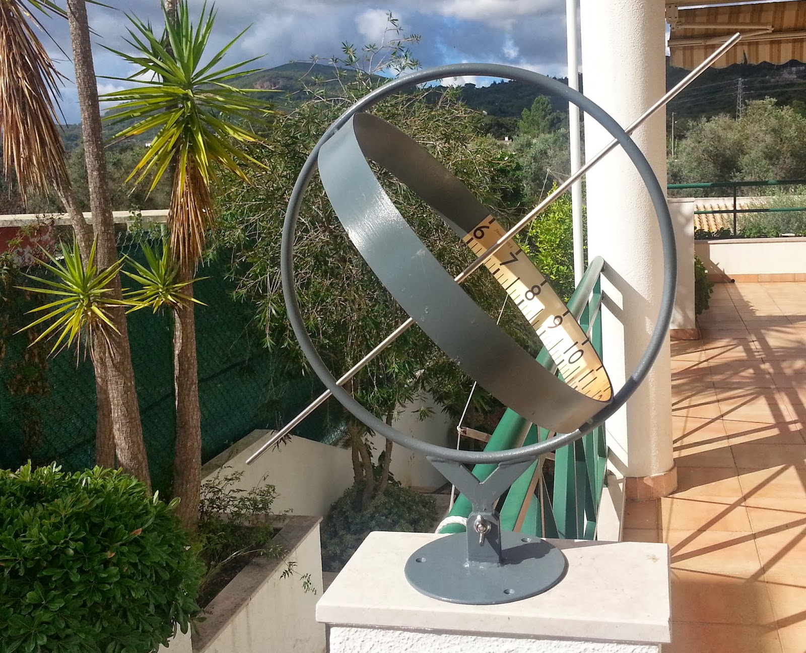 Relógios de Sol-Portugal: Novo Relógio de Sol Equatorial...mais um