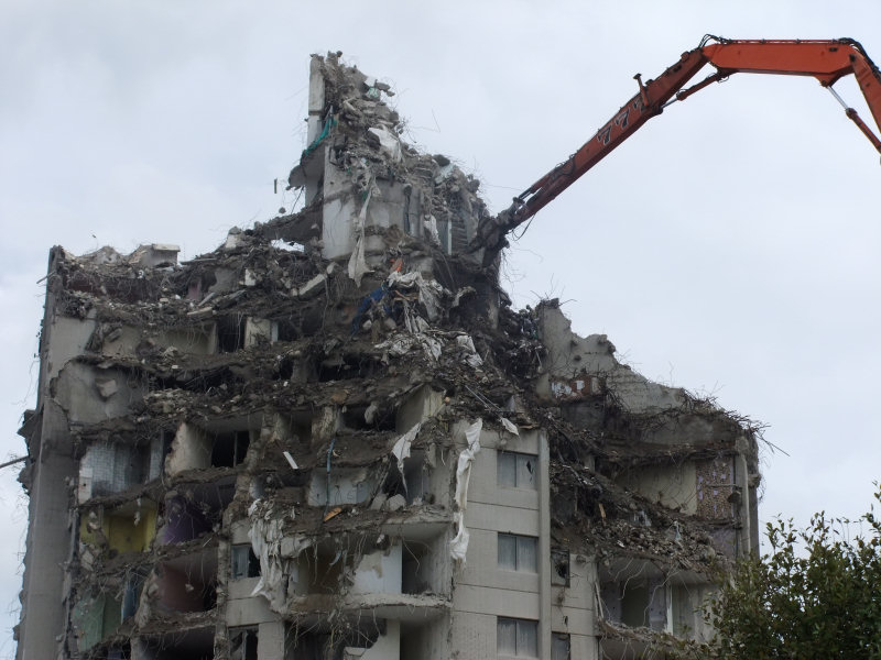 Photographs Of Newcastle: Derwent Tower (Dunston Rocket) Demolition Photos