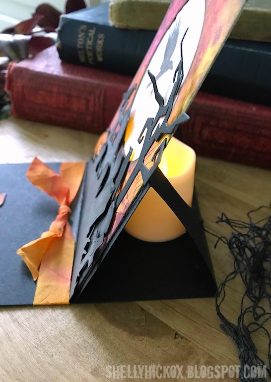 Stamptramp: Halloween Luminary Easel Card