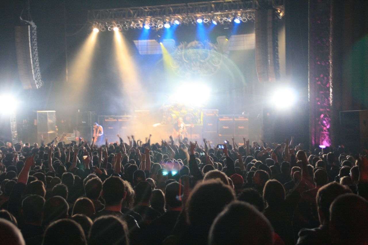 ChiIL Mama : Mellow Yellow Monday-Rockin' Chicago Weekend at Beat ...