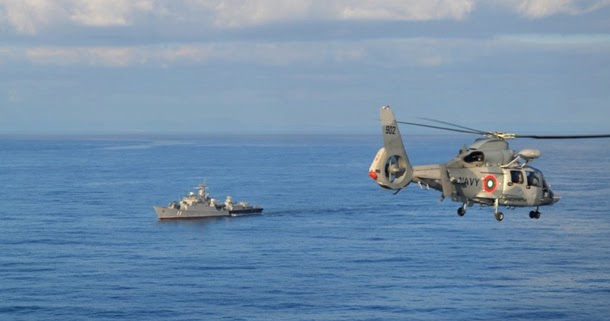 Δελτίο των 11: Το θέατρο Σκιών του Οβριόπουλου και του μίστερ Panos, (Χικ!)