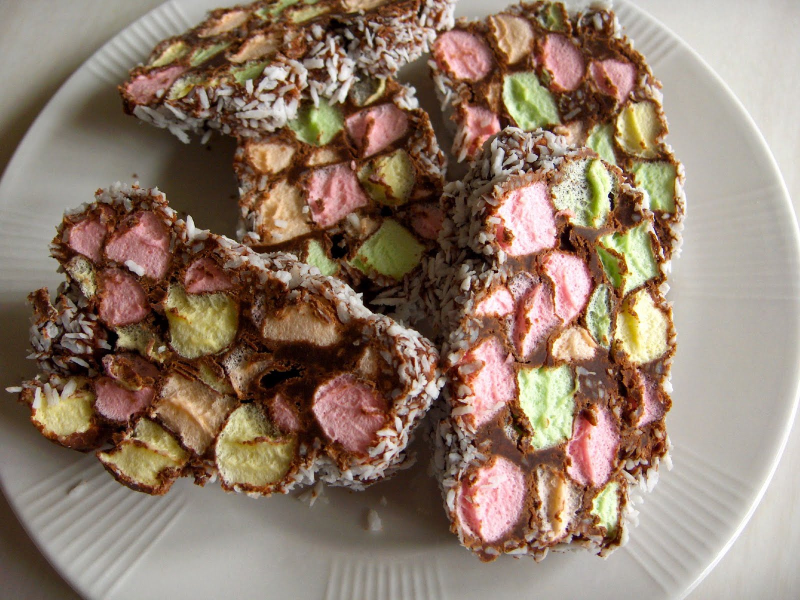 chocolate marshmallow log