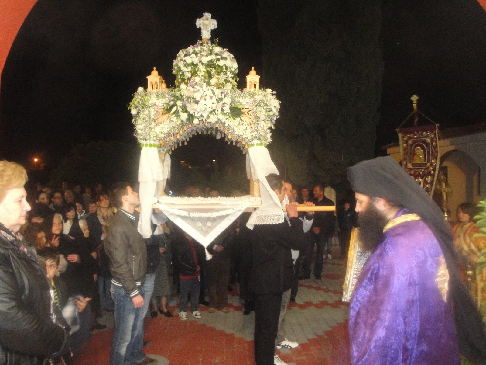 ο Στολισμος και η Περιφορα του Επιταφιου στο ΛΟΥΤΟΥΦΙ | Λουτουφι Νεα
