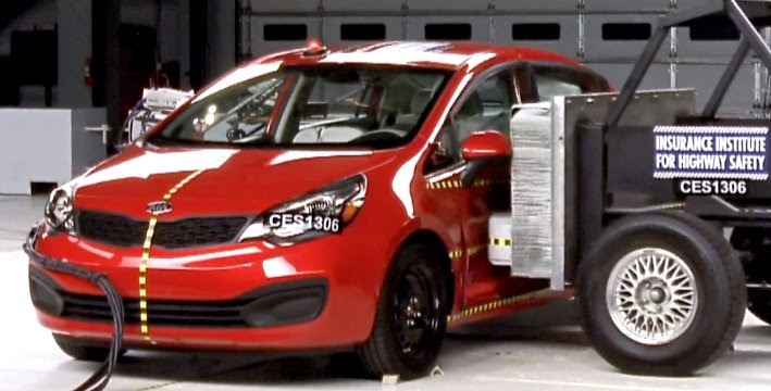 oilzip: 2013 Kia Rio side IIHS crash test(기아 리오 측면충돌테스트영상 by미 고속도로안전보험 ...