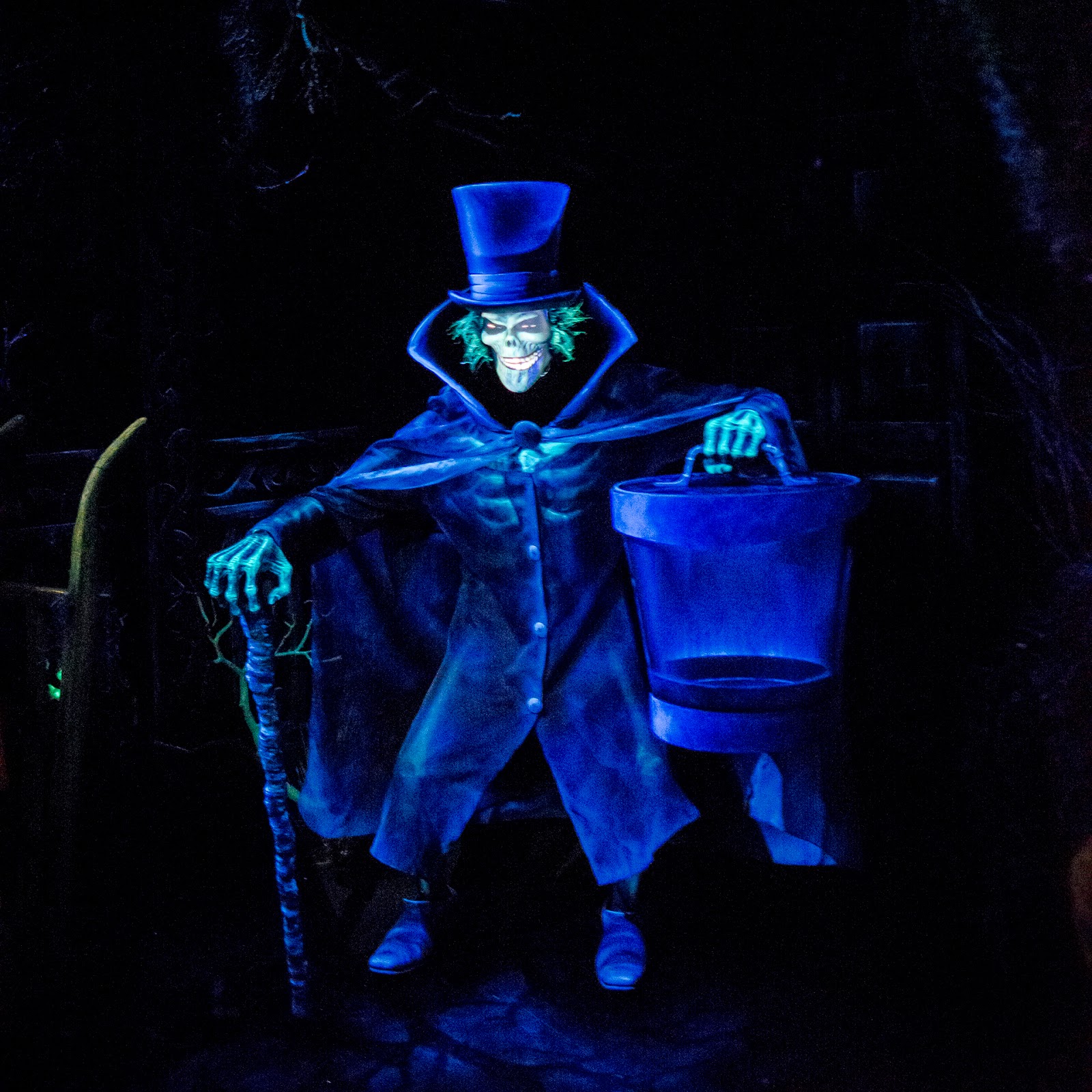 Scary Headless Ghost