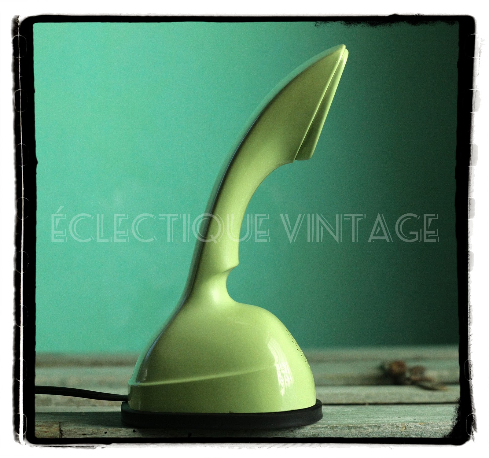 Éclectique Vintage [tienda vintage online]: Teléfono Ericofon