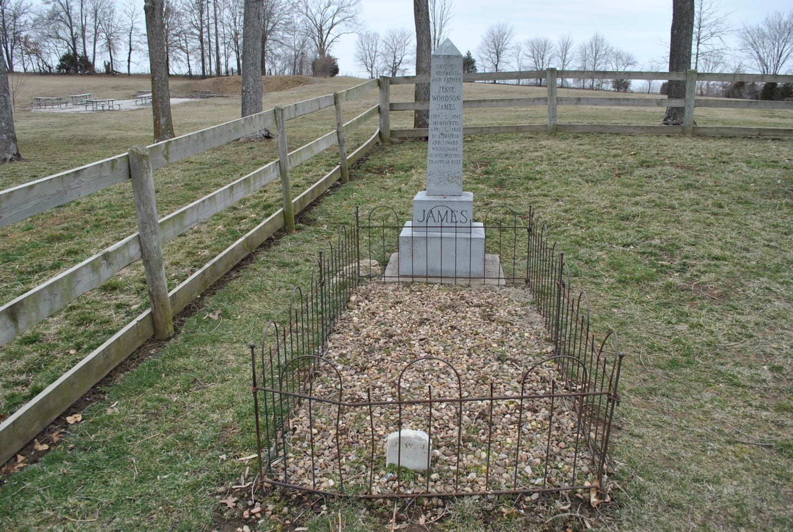 SEEING AMERICA - ONE MILE AT A TIME: IN SEARCH OF JESSE JAMES