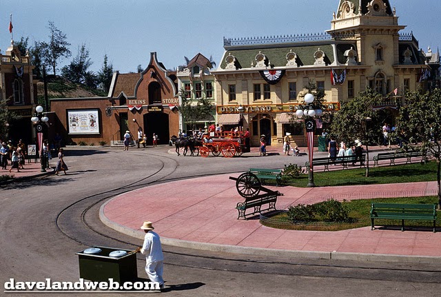 48 Stunning Vintage Color Photos of Disneyland in the 1950s ~ Vintage ...